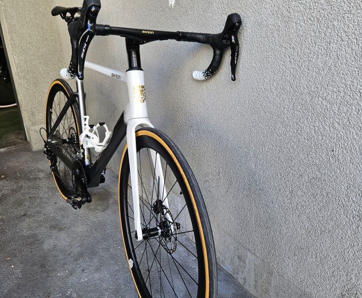 2022 awson Awson Race Sierra 03 Shim.105 zu verkaufen - Demo bike ...