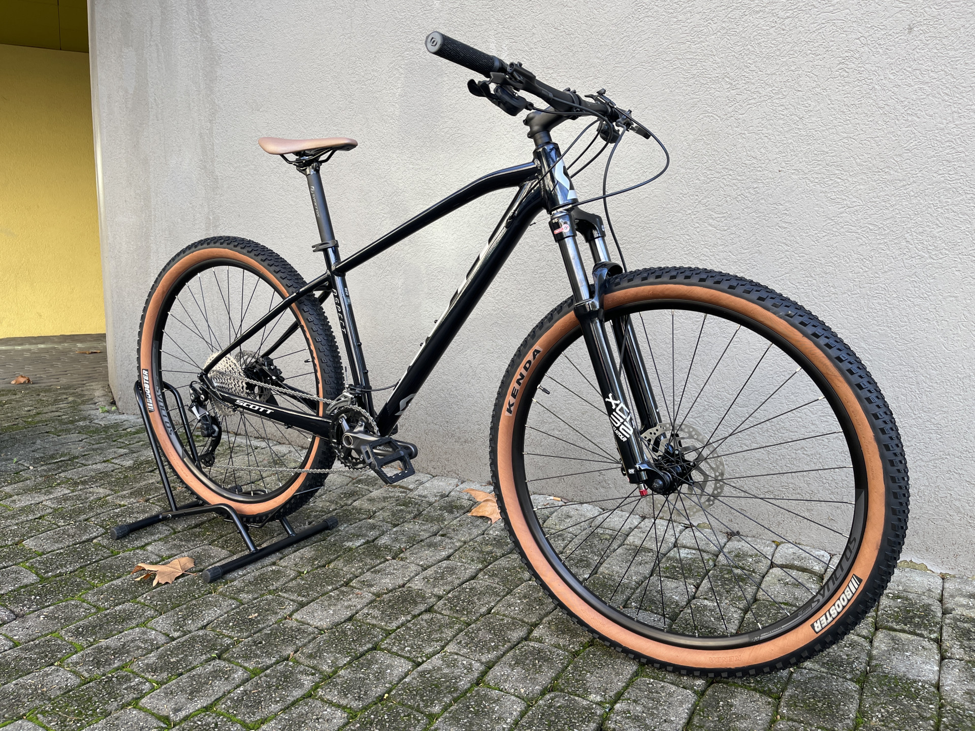 2023 SCOTT Aspect 920 for sale - New, Black, Medium - Bern