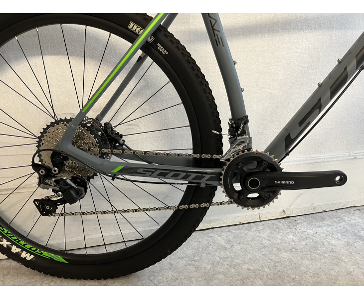 SCOTT Scale 960 en vente - Modèle de l'année précédente, Gris