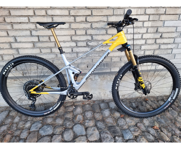 2023 Mondraker Raze Carbon RR en vente - Modèle de l'année précédente ...