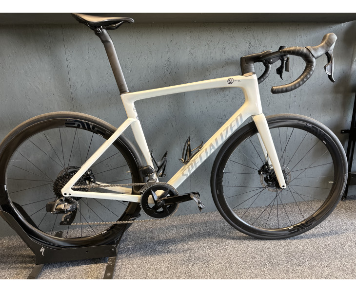 2022 SPECIALIZED Tarmac SL7 Comp en vente - Vélo demo, Blanc, 58cm