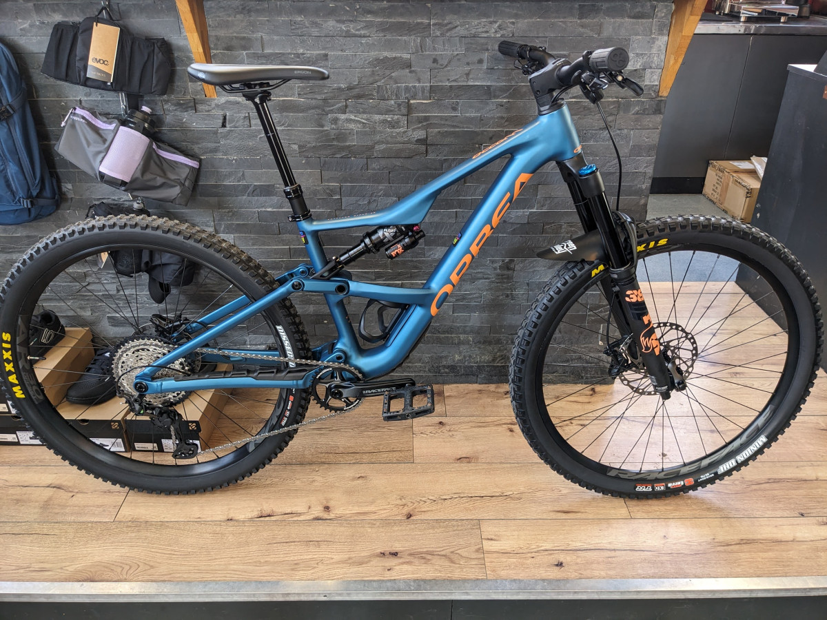 2024 Orbea Occam H20 LT en vente - Neuf, Bleu, Medium - Grisons